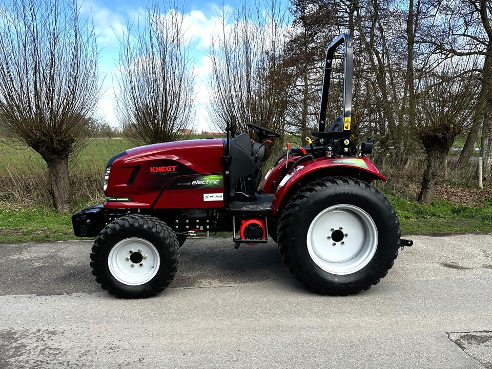 Knegt 404G2E elektrische tractor (demo tractor, eventueel verhuur ...