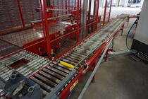 Taks - Plaatpalletiseerder + pallet-afvoerbaan + pallet bunker ...